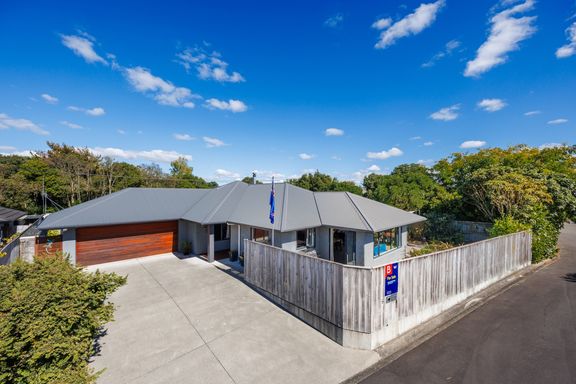Property value - 6 Waipatere Court, Ashhurst - realestate.co.nz