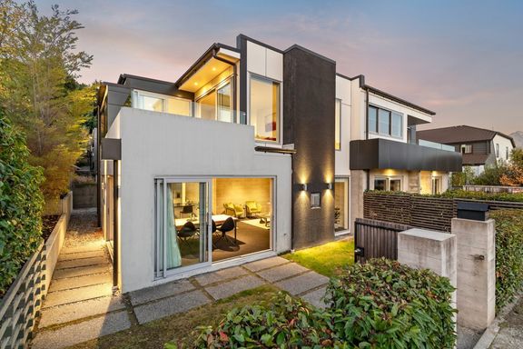 Property value - 2/15 Melbourne Street, Queenstown Central - realestate.co.nz