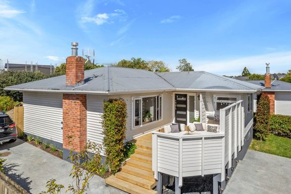 Property value - 33A Renata Crescent, Te Atatu Peninsula - realestate.co.nz