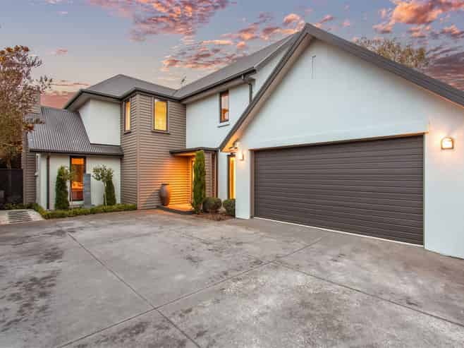 Heaton Normal Intermediate Homes and Real Estate for Sale - realestate ...