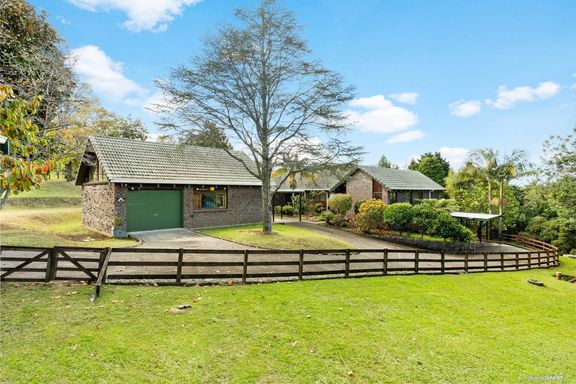 Property value - 225 Point View Drive, Dannemora - realestate.co.nz