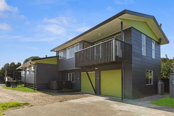 Property value - 121 Weraroa Road, Waverley - realestate.co.nz