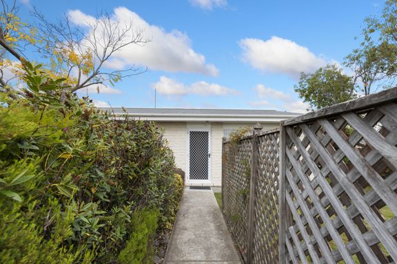 Sold - 1/142 Geraldine Street, Edgeware - realestate.co.nz