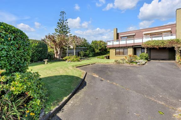 Property value - 2 Evelyn Road, Cockle Bay - realestate.co.nz