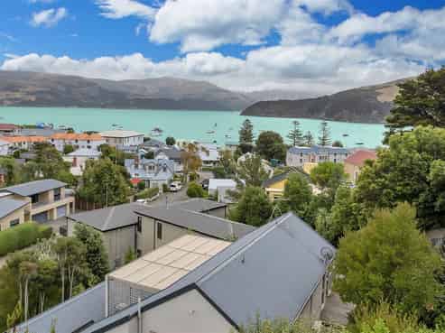 Akaroa Homes and Real Estate for Sale - realestate.co.nz