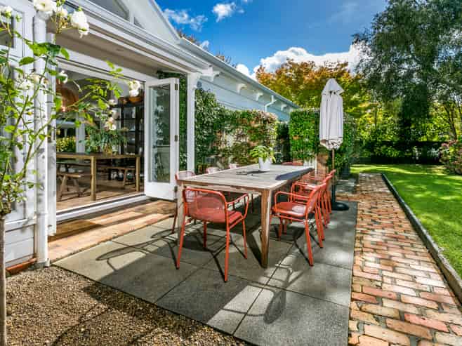 Greenhithe Homes and Real Estate for Sale - realestate.co.nz