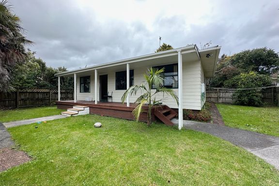 Property value - 52A Metcalfe Road, Ranui - realestate.co.nz