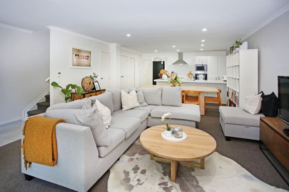 Property value - 51 Popokatea Drive, Takanini - realestate.co.nz