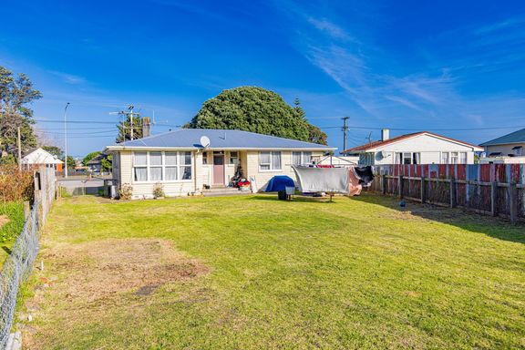 Sold - 170 Puriri Street, Castlecliff - realestate.co.nz