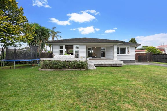 Sold - 1/123 Old Wairoa Road, Papakura - realestate.co.nz