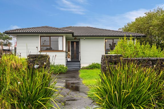 Sold - 20 Matapouri Road, Mangere Bridge - realestate.co.nz