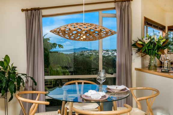 Property value - 25A Hythe Terrace, Mairangi Bay - realestate.co.nz
