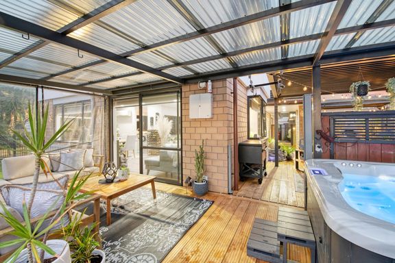 Sold - 524C Hibiscus Coast Highway, Hatfields Beach - realestate.co.nz