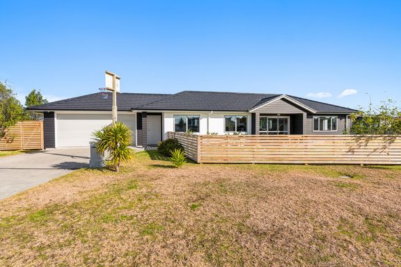 Property value - 10 Gallipoli Place, Paraparaumu - realestate.co.nz
