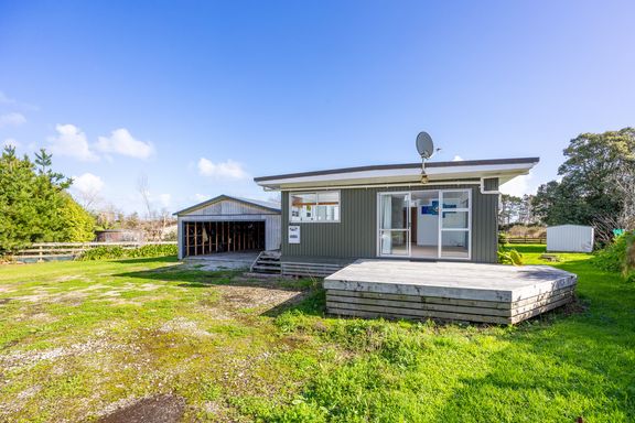 Property value - 2 Okahukura Road, Tapora - realestate.co.nz