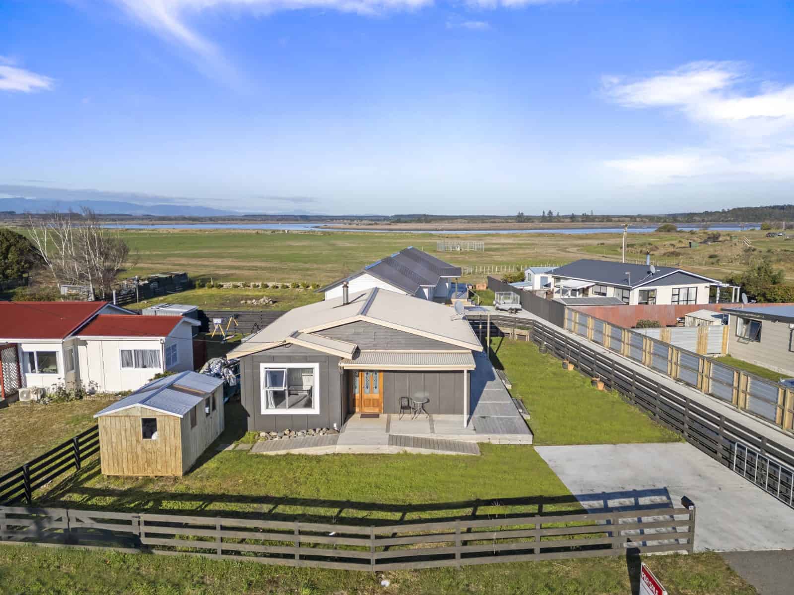 Foxton Beach Homes and Real Estate for Sale - realestate.co.nz