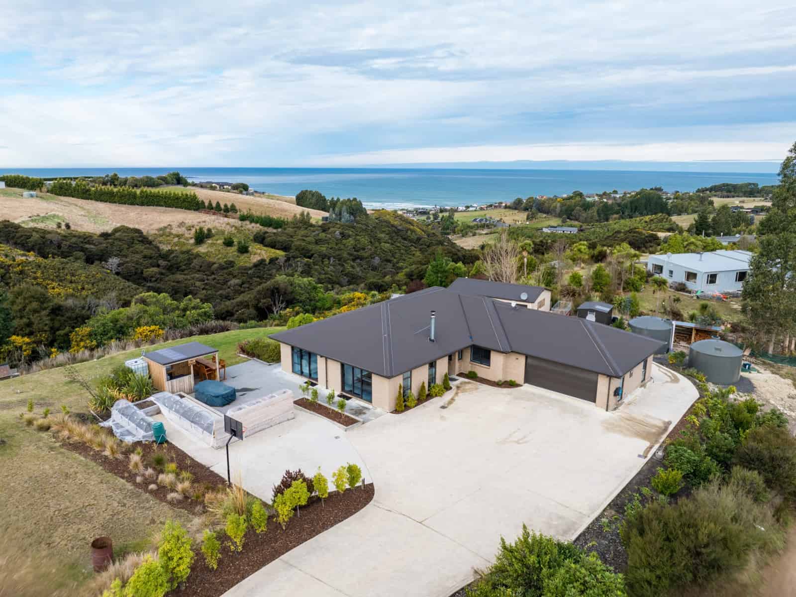 Ocean View Homes and Real Estate for Sale - realestate.co.nz
