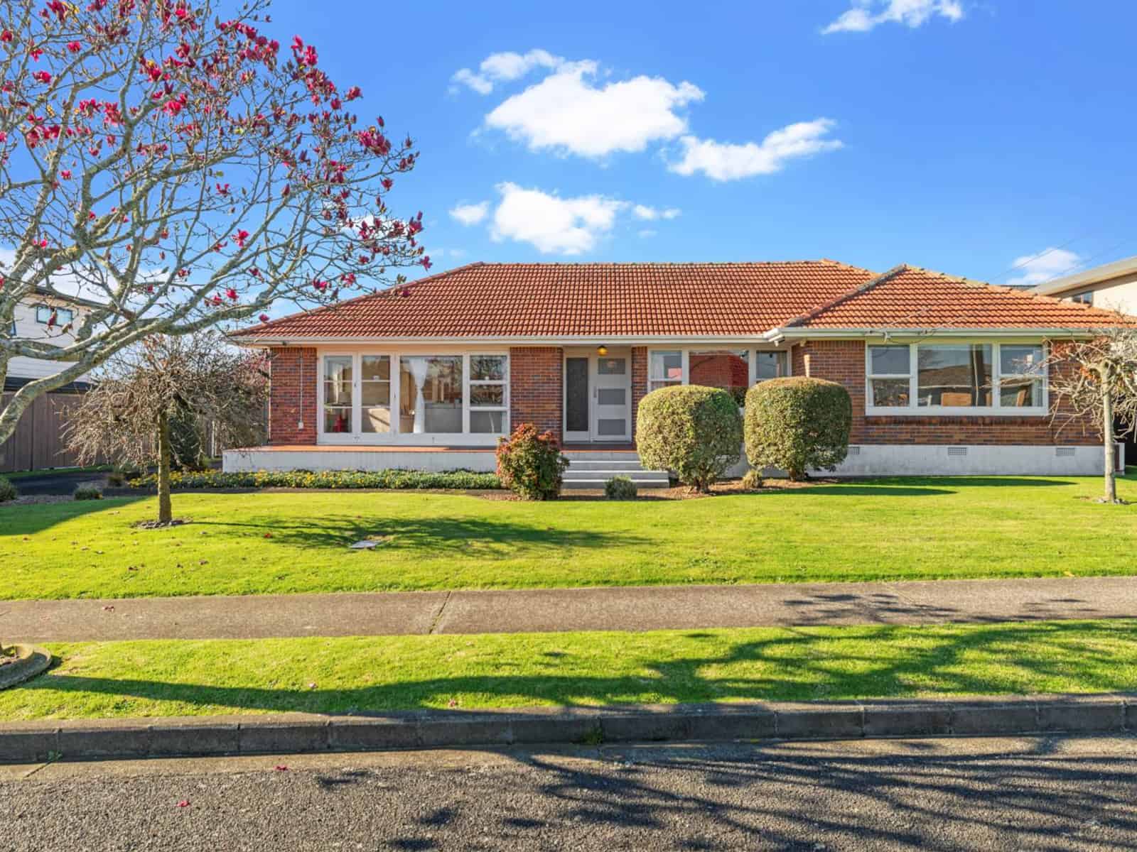 New Zealand Homes and Real Estate for Sale - realestate.co.nz