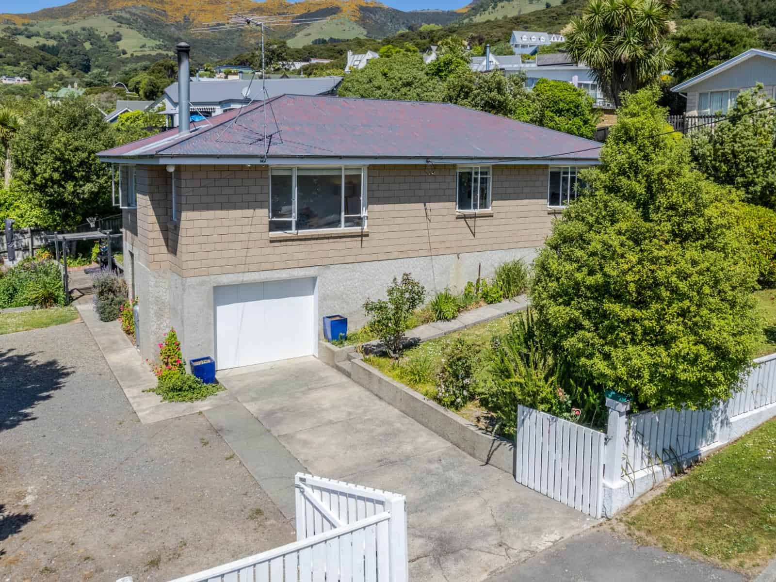 Akaroa Homes and Real Estate for Sale - realestate.co.nz