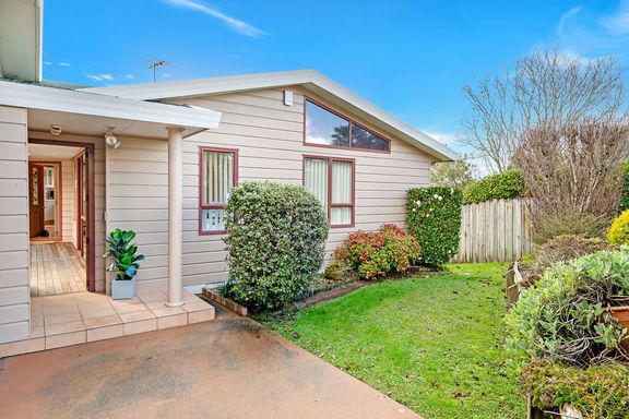 Sold - 8 Princess Maria Place, Massey - realestate.co.nz