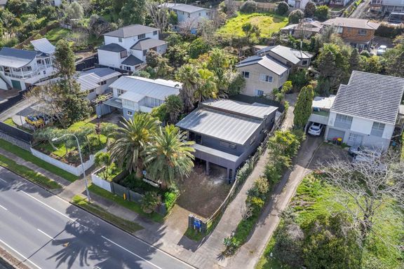 Property value - 1/200 Ti Rakau Drive, Pakuranga Heights - realestate.co.nz