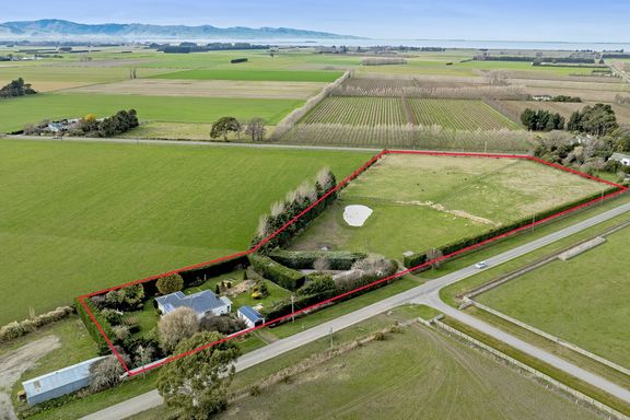 Property value - 494 Lake Road South, Leeston - realestate.co.nz