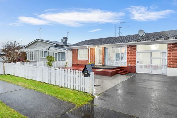 Property value - 2 Allen Avenue, Papatoetoe - realestate.co.nz