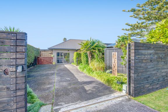 Property value - 5A Elizabeth Street, Orewa - realestate.co.nz