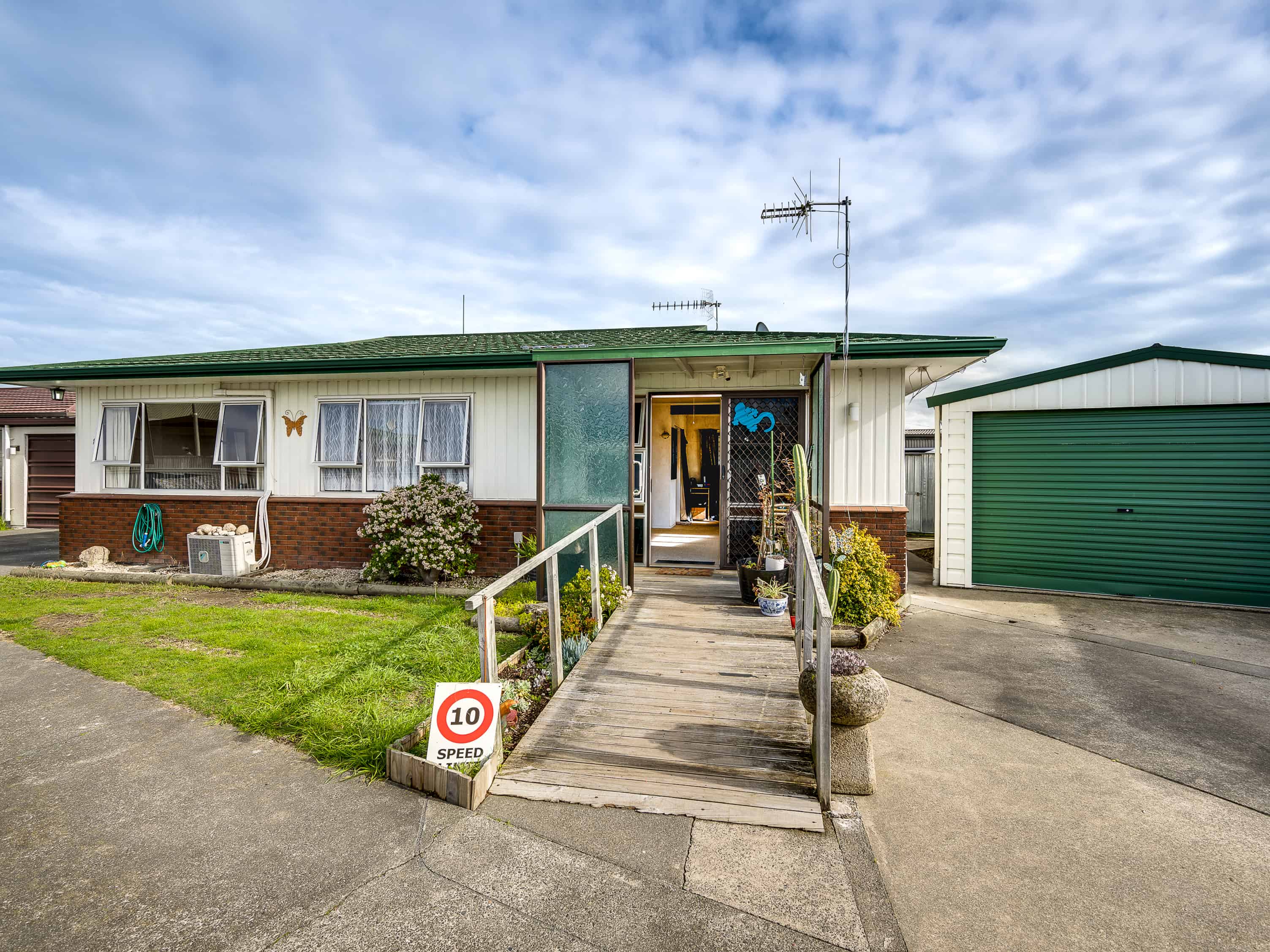 Taradale Homes and Real Estate for Sale - realestate.co.nz