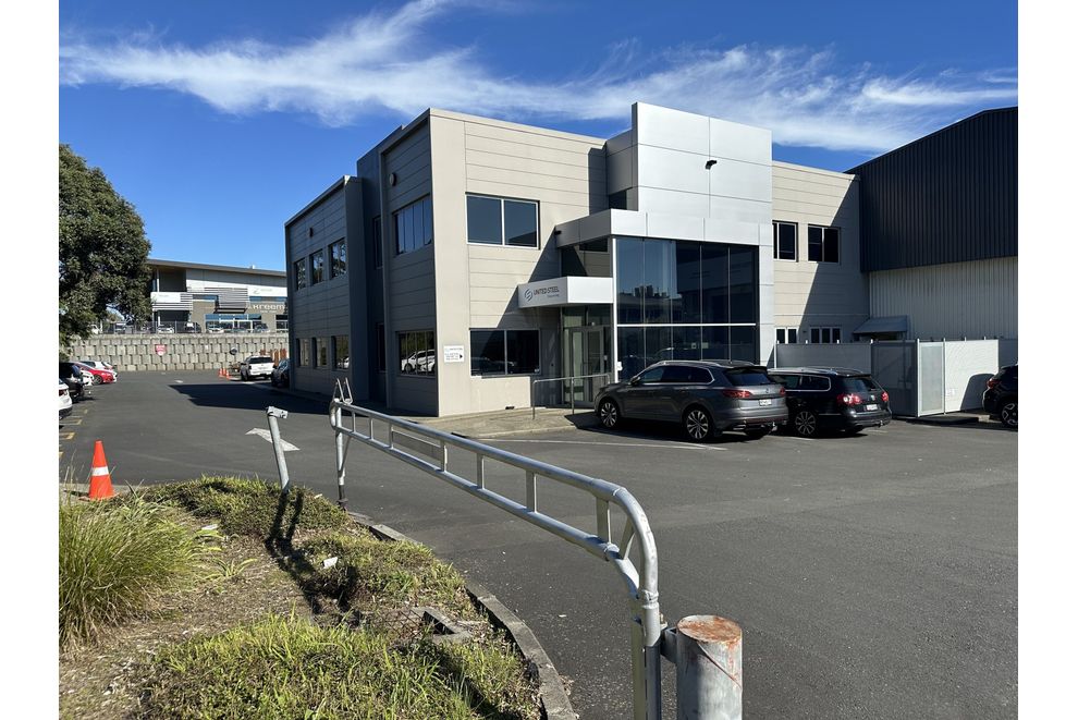 For lease 60-66 Harris Road, East Tamaki - realestate.co.nz