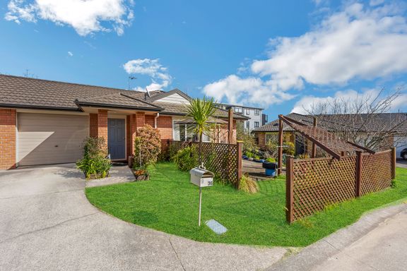 Sold - 9/36 Growers Lane, Mangere East - realestate.co.nz