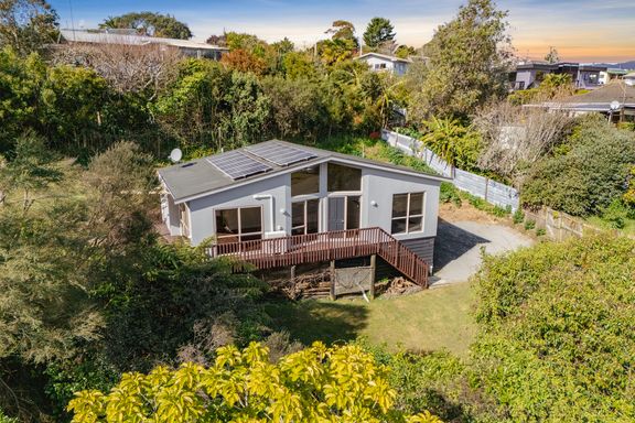Sold - 91 Bays Road, Orere Point - realestate.co.nz