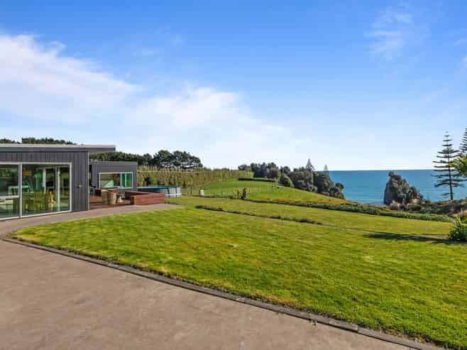 Taranaki Rural Farms and Real Estate for Sale - realestate.co.nz