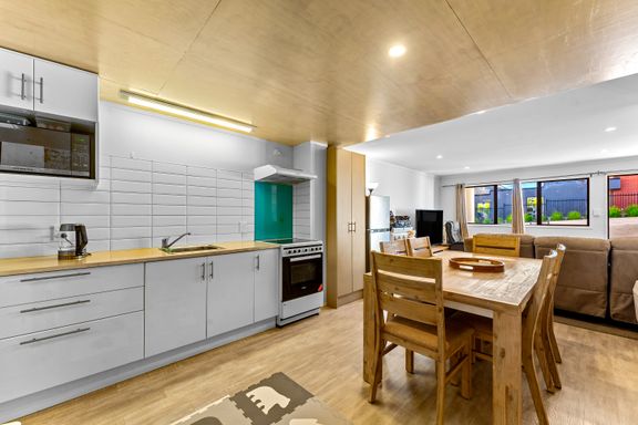 Property value - 5/10 Cradock Street, Avondale - realestate.co.nz