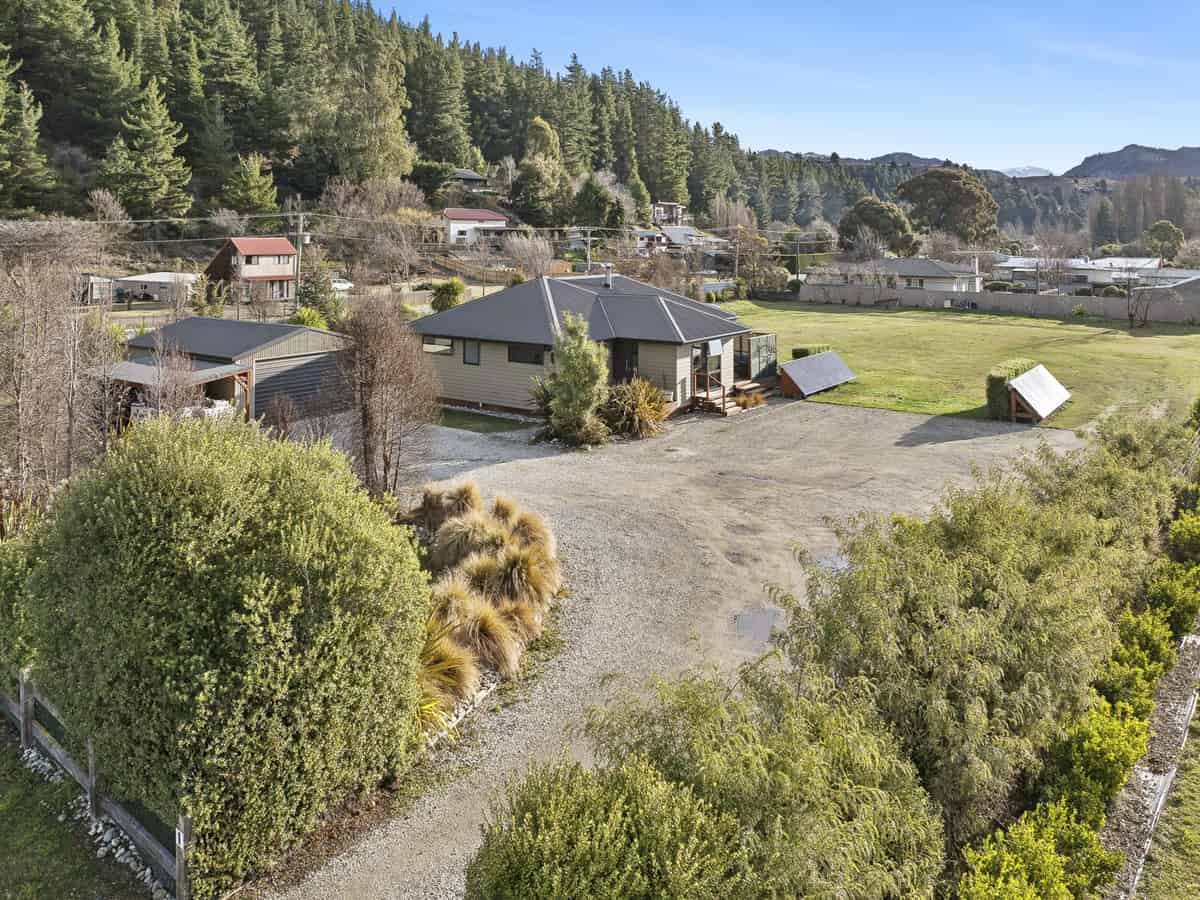 Luggate Homes and Real Estate for Sale - realestate.co.nz