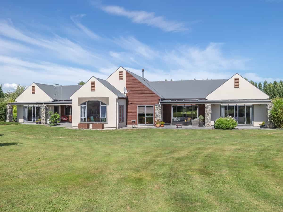 Manawatu / Whanganui Rural Farms and Real Estate for Sale - realestate ...