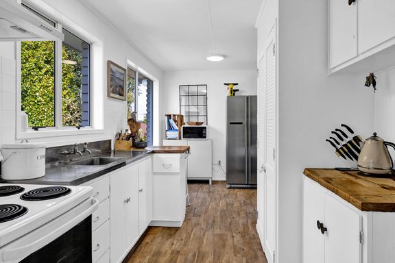 Property value - 18 Exeter Street, Stratford - realestate.co.nz