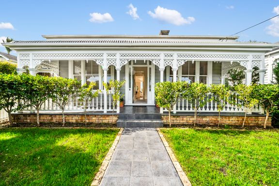 Property value - 90 Clonbern Road, Remuera - realestate.co.nz