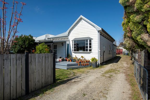 Sold - 68 Awapuni Road, Awapuni - realestate.co.nz