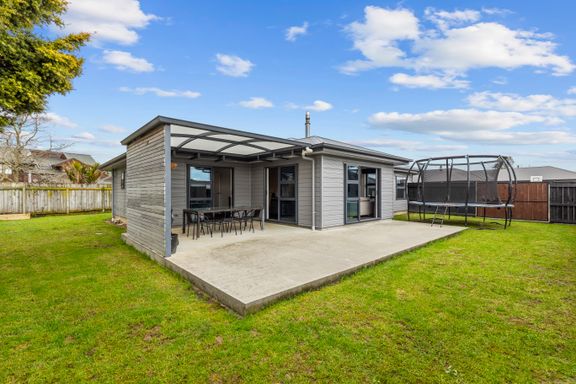Property value - 25 Oak Crescent, Ashhurst - realestate.co.nz