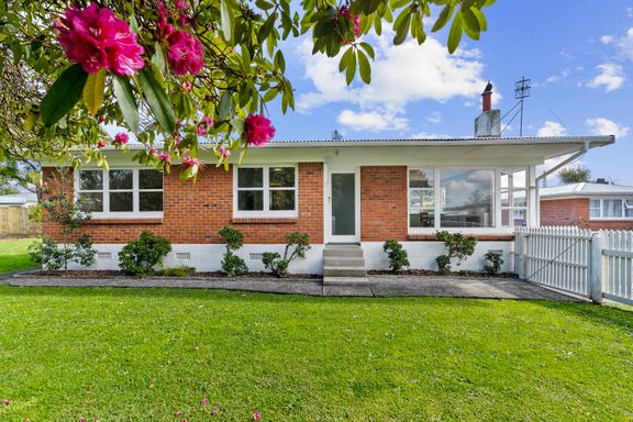 Sold - 9 Otuhiwai Crescent, Tikipunga - realestate.co.nz