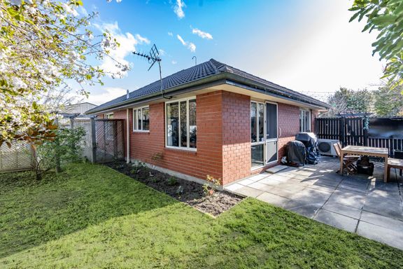 Property value - 2/74 Russley Road, Russley - realestate.co.nz