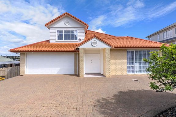 Sold - 48 Edendale Road, Somerville - realestate.co.nz