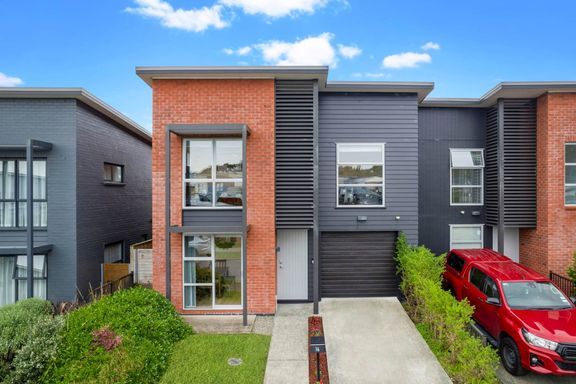 Property value - 16 Gilbert Hall Way, Swanson - realestate.co.nz