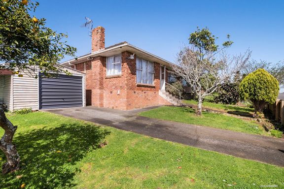 Sold - 1/2 Wayne Drive, Mangere - realestate.co.nz