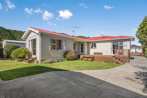 Property value - 44 Russell Road, Wainuiomata - realestate.co.nz