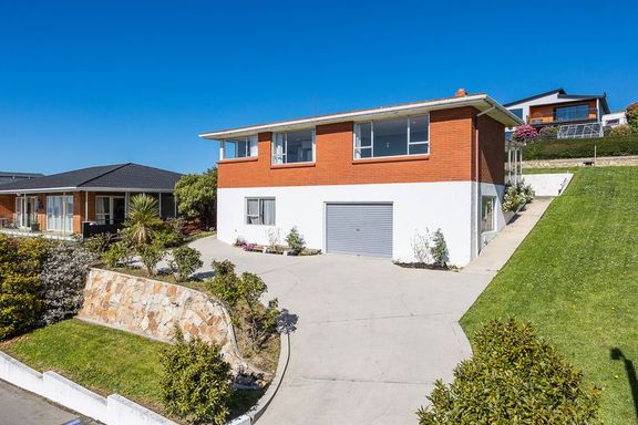Sold - 46 Sutcliffe Street, Saint Clair - realestate.co.nz