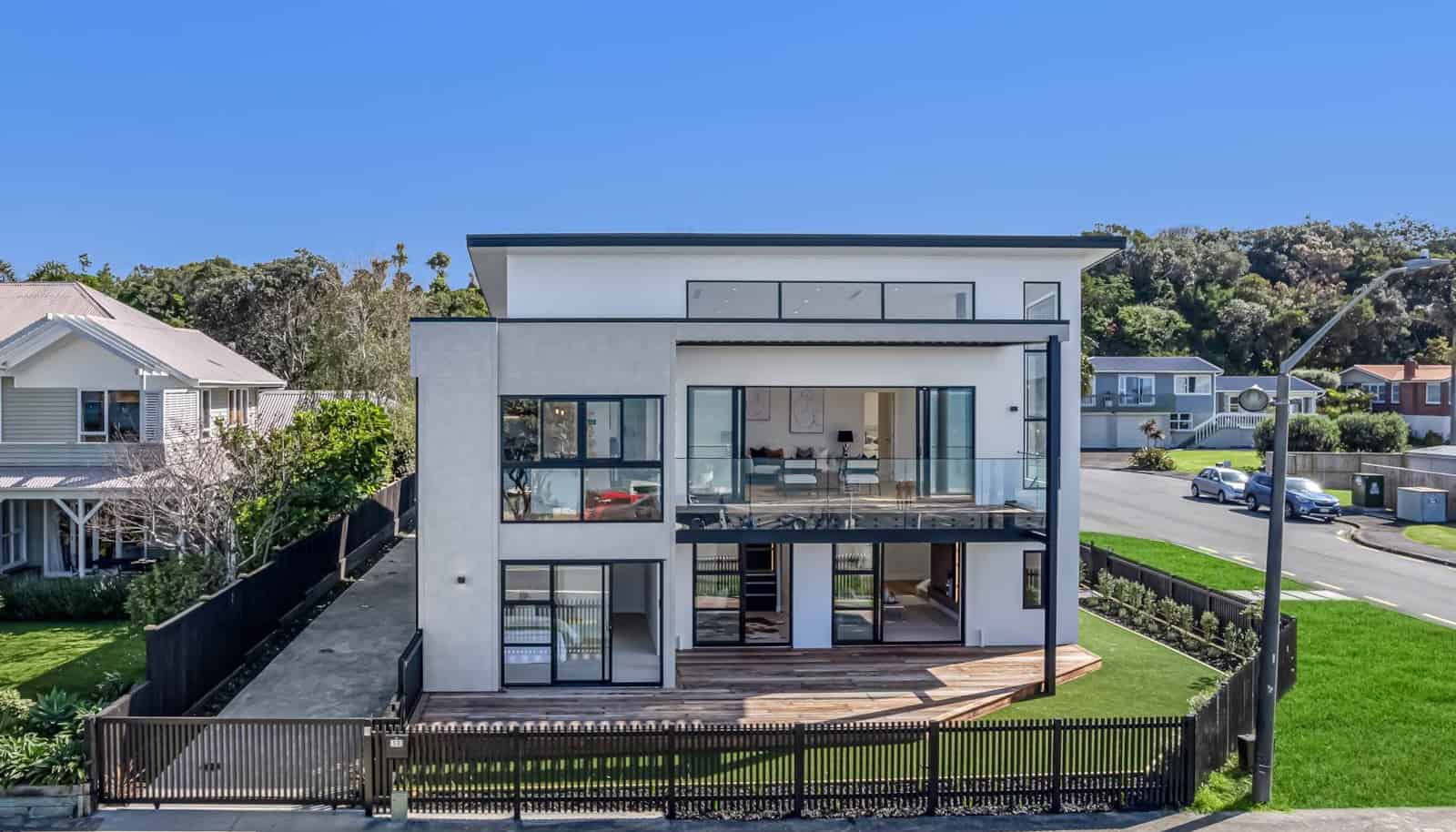 58 The Esplanade, Eastern Beach, Manukau City - For Sale - realestate.co.nz