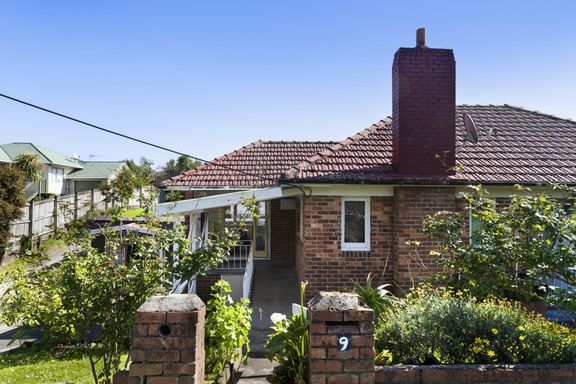Property value - 9 Craigbank Avenue, New Lynn - realestate.co.nz