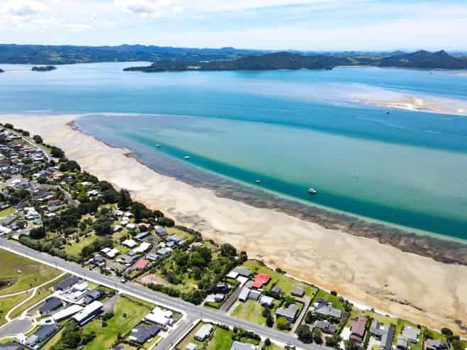 One Tree Point Homes and Real Estate for Sale - realestate.co.nz